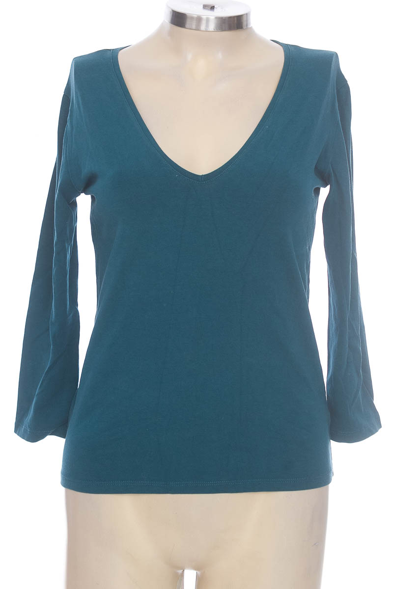 Top / Camiseta color Azul - Massimo Dutti | Closeando