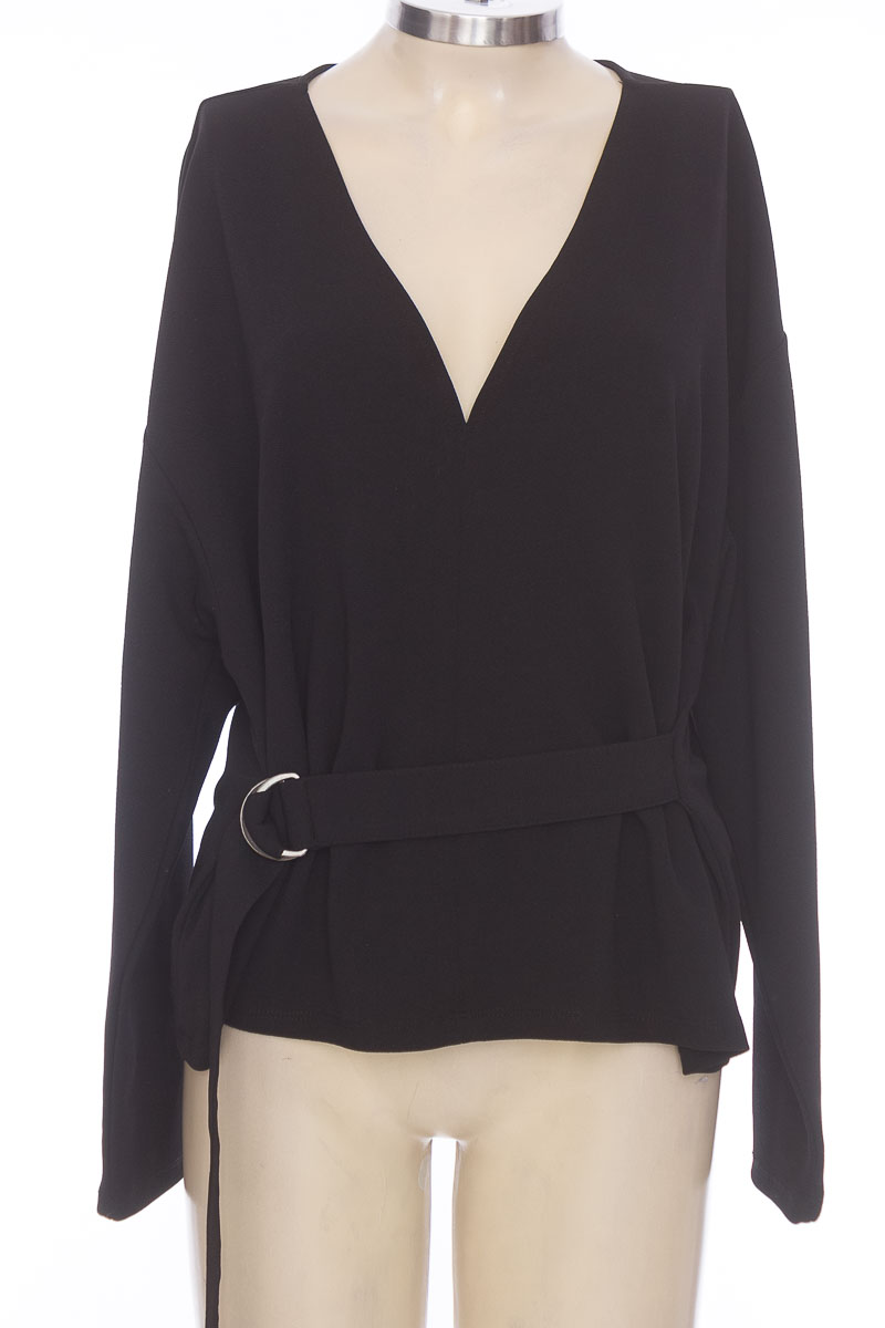 Blusa color Negro - Zara | Closeando