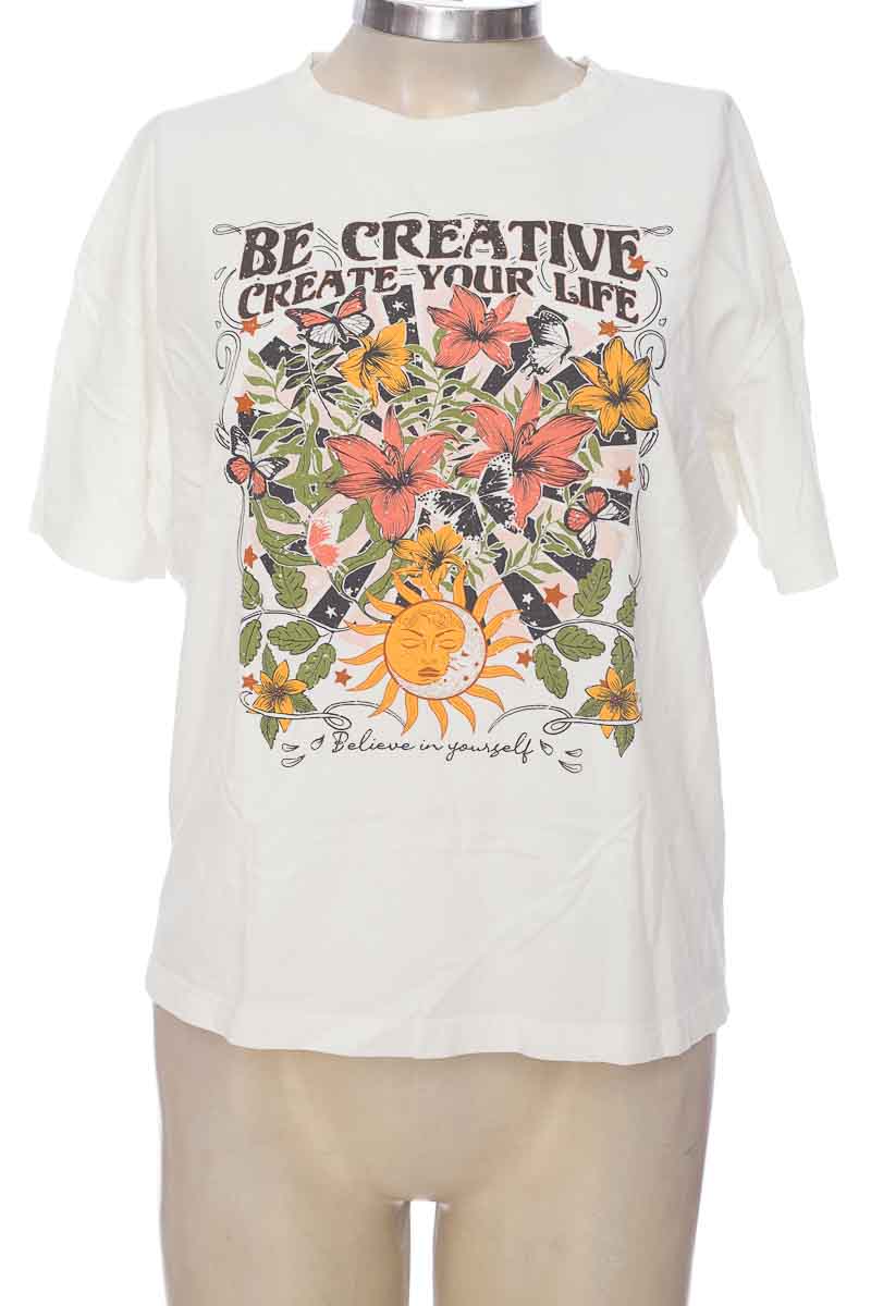 Top / Camiseta color Blanco - NAF NAF | Closeando