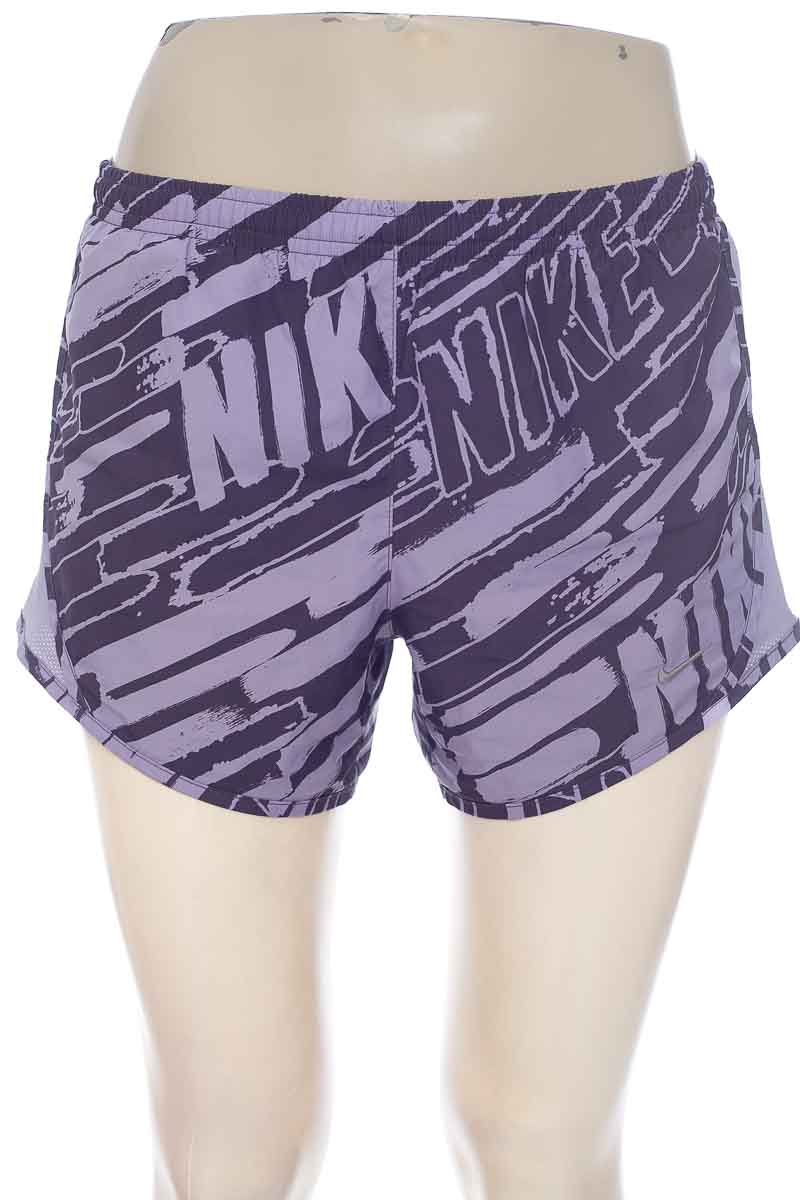 Ropa Deportiva / Salida de Baño color Lila - Nike | Closeando