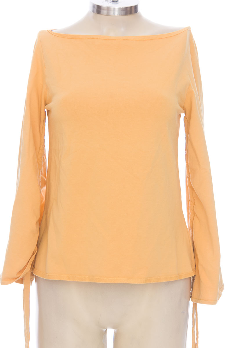 Sweater color Mostaza - Manuela Giraldo | Closeando