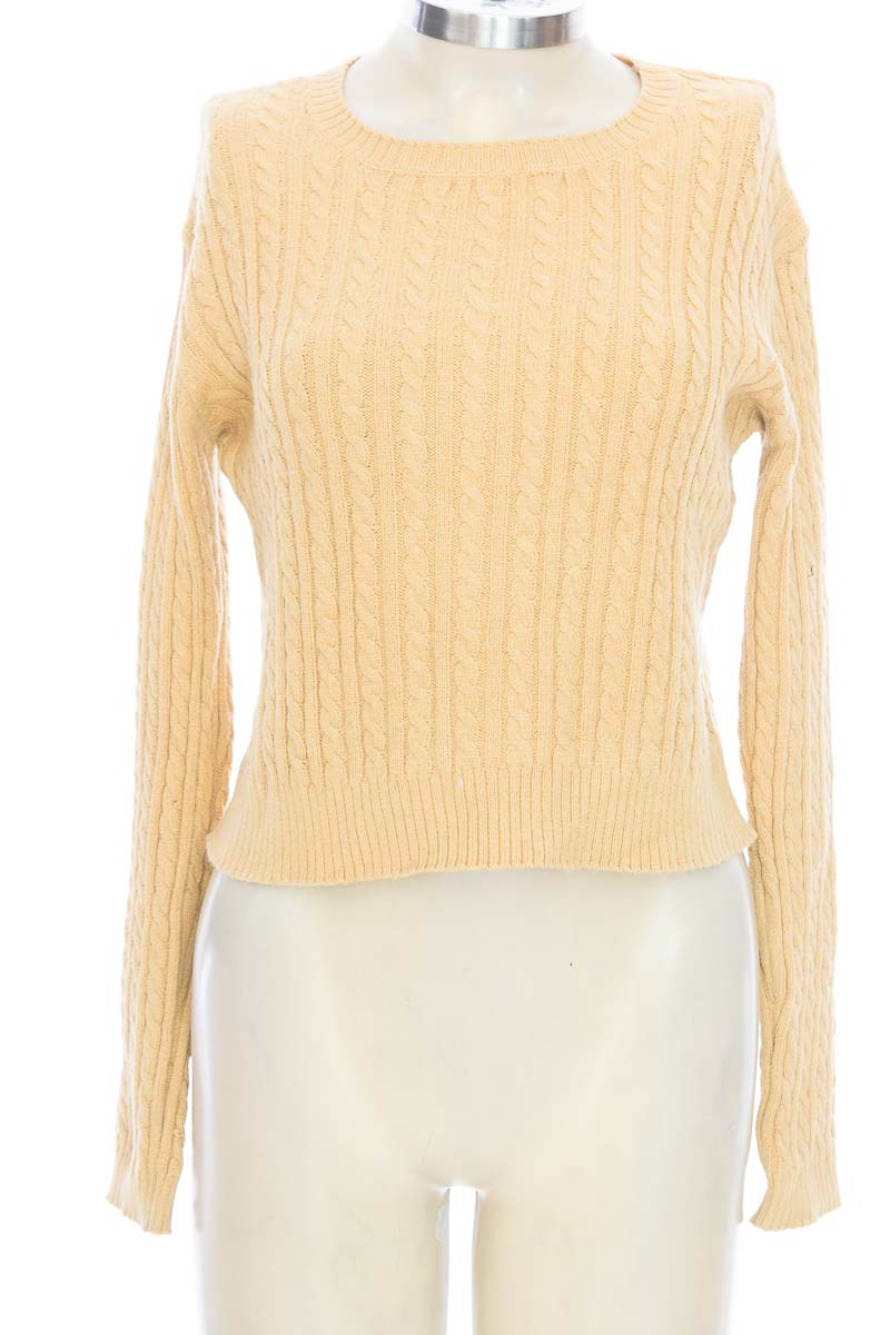 Sweater color Mostaza - Pull & Bear | Closeando