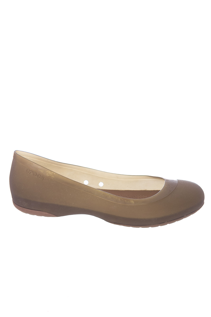 Zapatos color Café - Crocs | Closeando