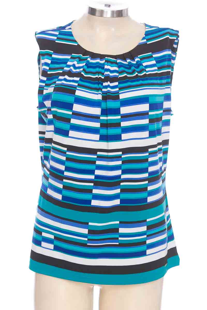 Top / Camiseta color Azul - Calvin Klein | Closeando