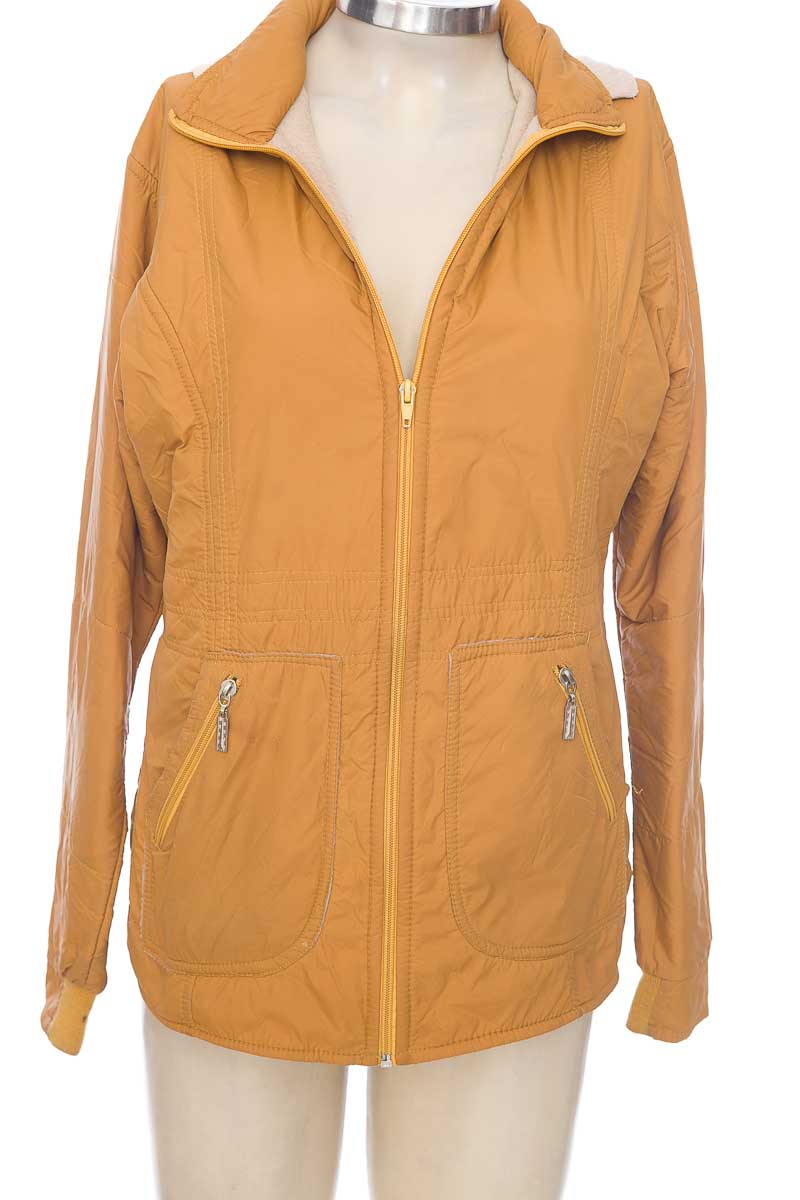 Chaqueta / Abrigo color Mostaza - Closeando | Closeando