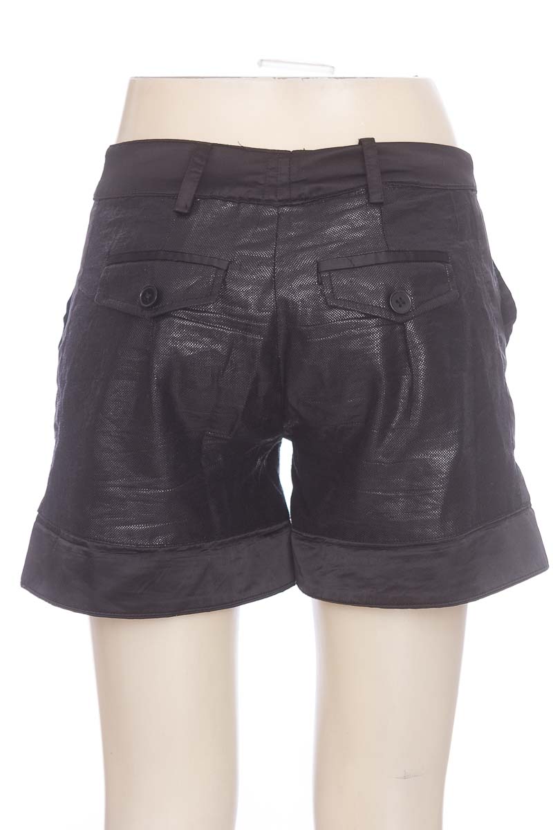 Short color Negro - Closeando talla M de Segunda Mano | Closeando