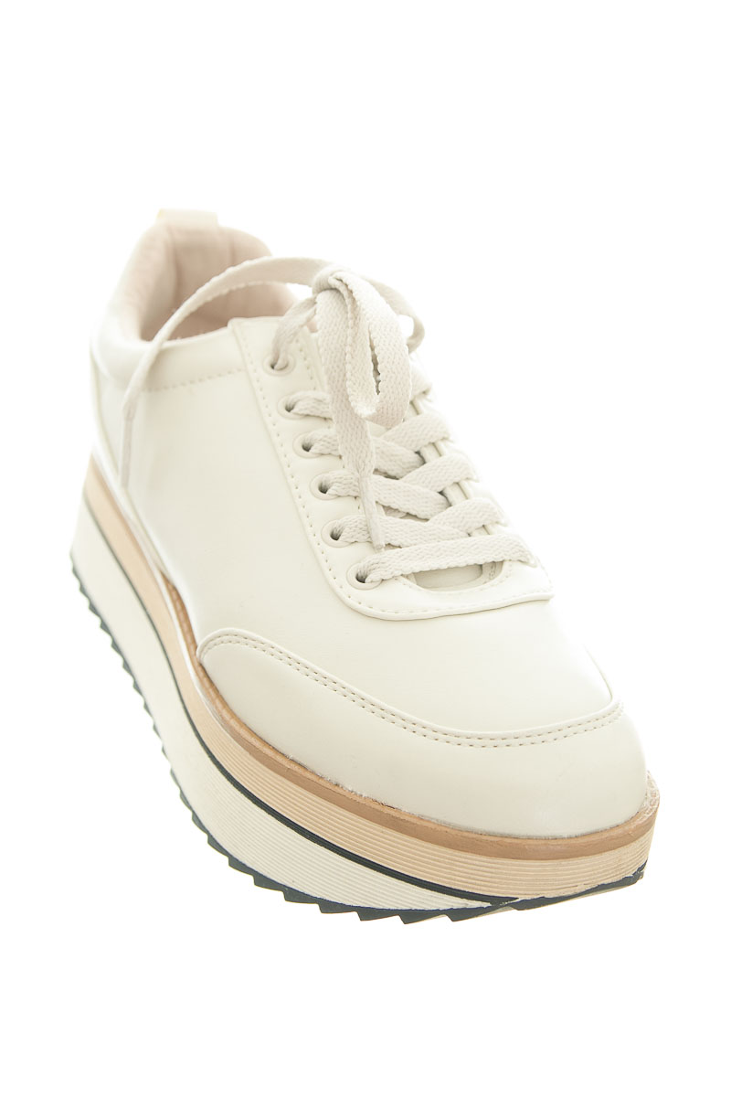 Zapatos color Beige - Zara | Closeando
