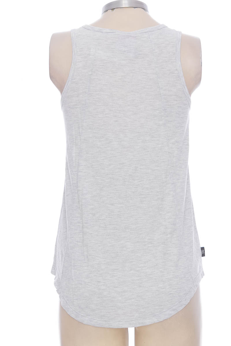 Top / Camiseta color Gris - Don 70 talla M de Segunda Mano | Closeando