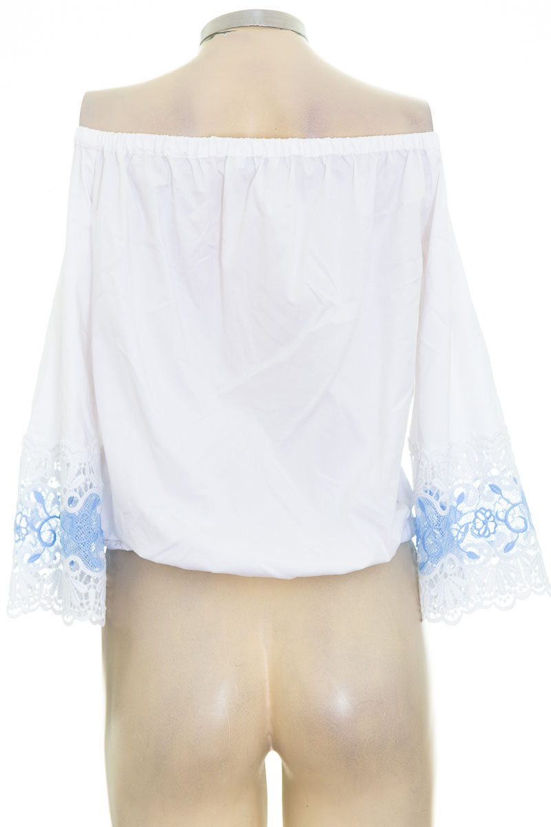 Blusa color Blanco - Express | Closeando