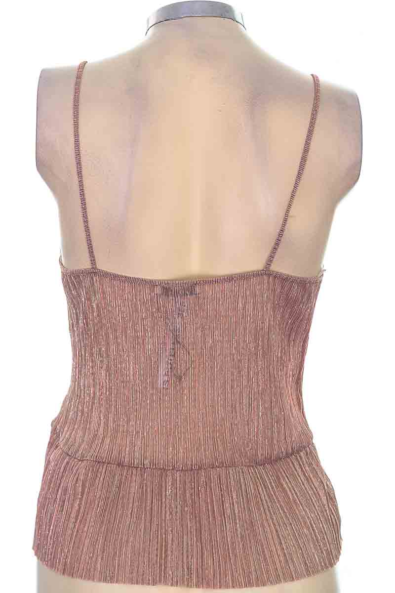 Top / Camiseta color Rosado - Zara | Closeando
