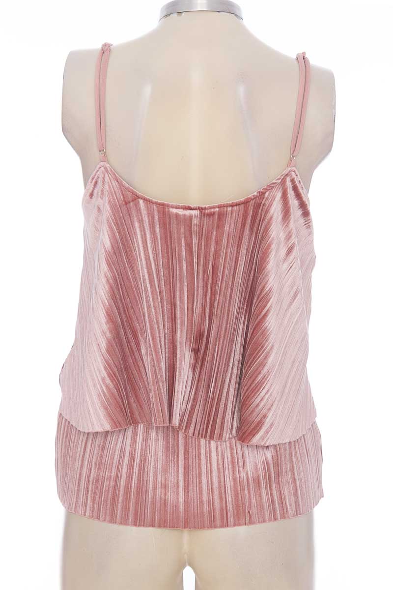 Top / Camiseta color Rosado - Miss Love talla M de Segunda Mano | Closeando