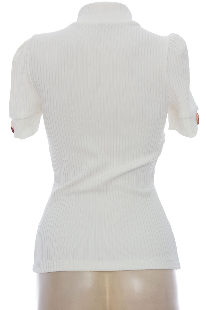 Sweater color Blanco - Studio F | Closeando