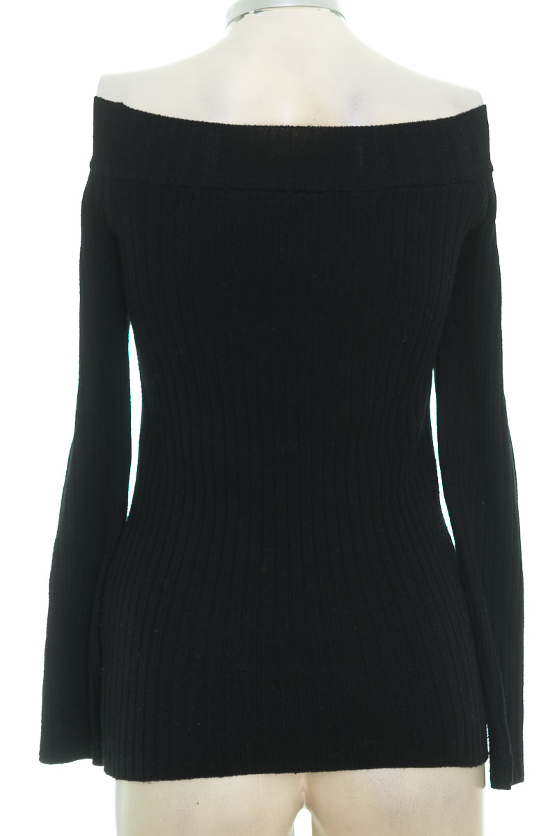 Sweater color Negro - Studio F talla M de Segunda Mano | Closeando