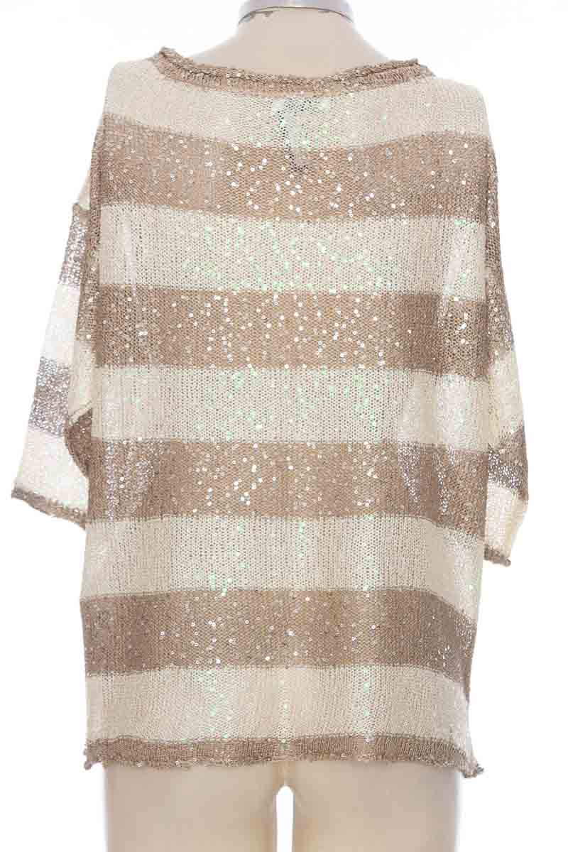 Sweater color Beige - Studio F talla S de Segunda Mano | Closeando