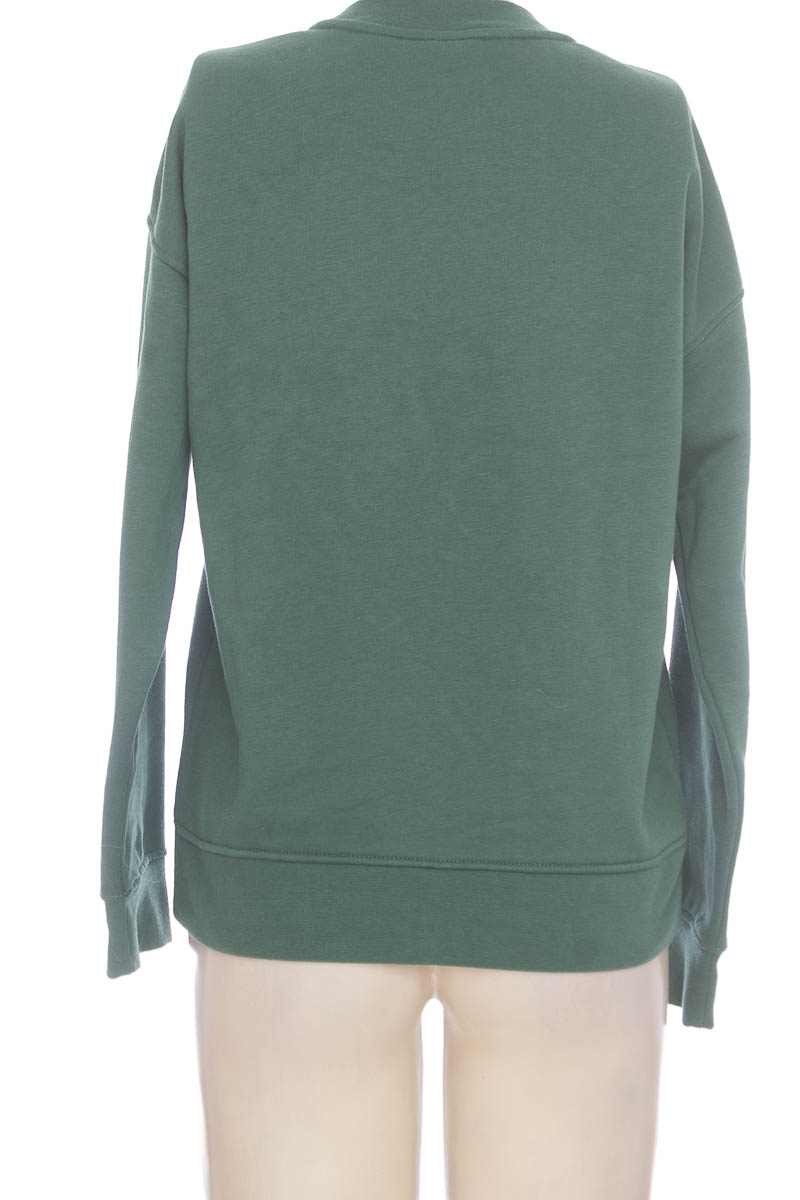 Sweater color Verde - Primark | Closeando