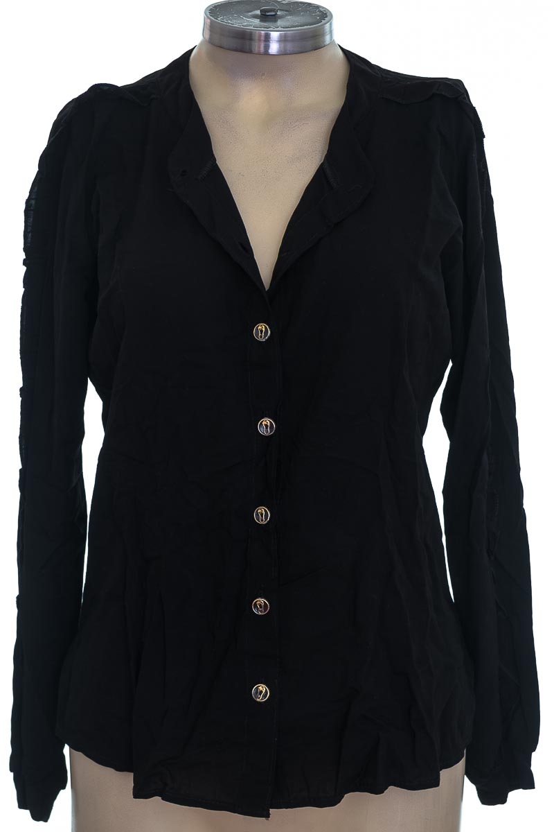 Blusa color Negro - Isis Collection | Closeando