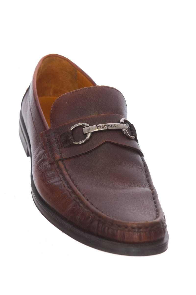 Zapato color Café - Freeport | Closeando