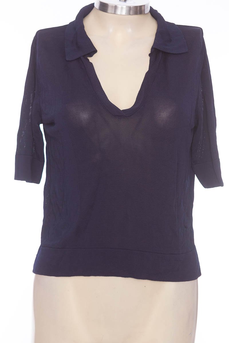 Top / Camiseta color Azul - MNG | Closeando
