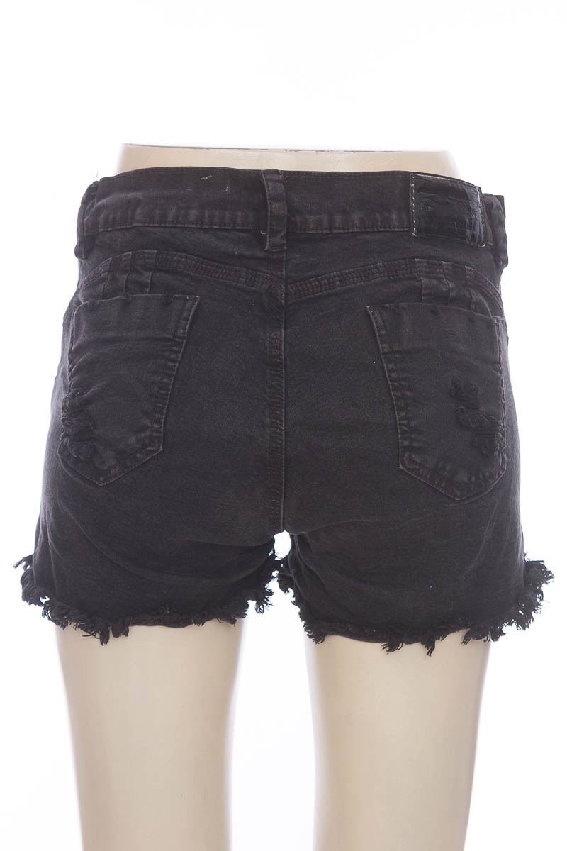 Short color Negro - Closeando | Closeando