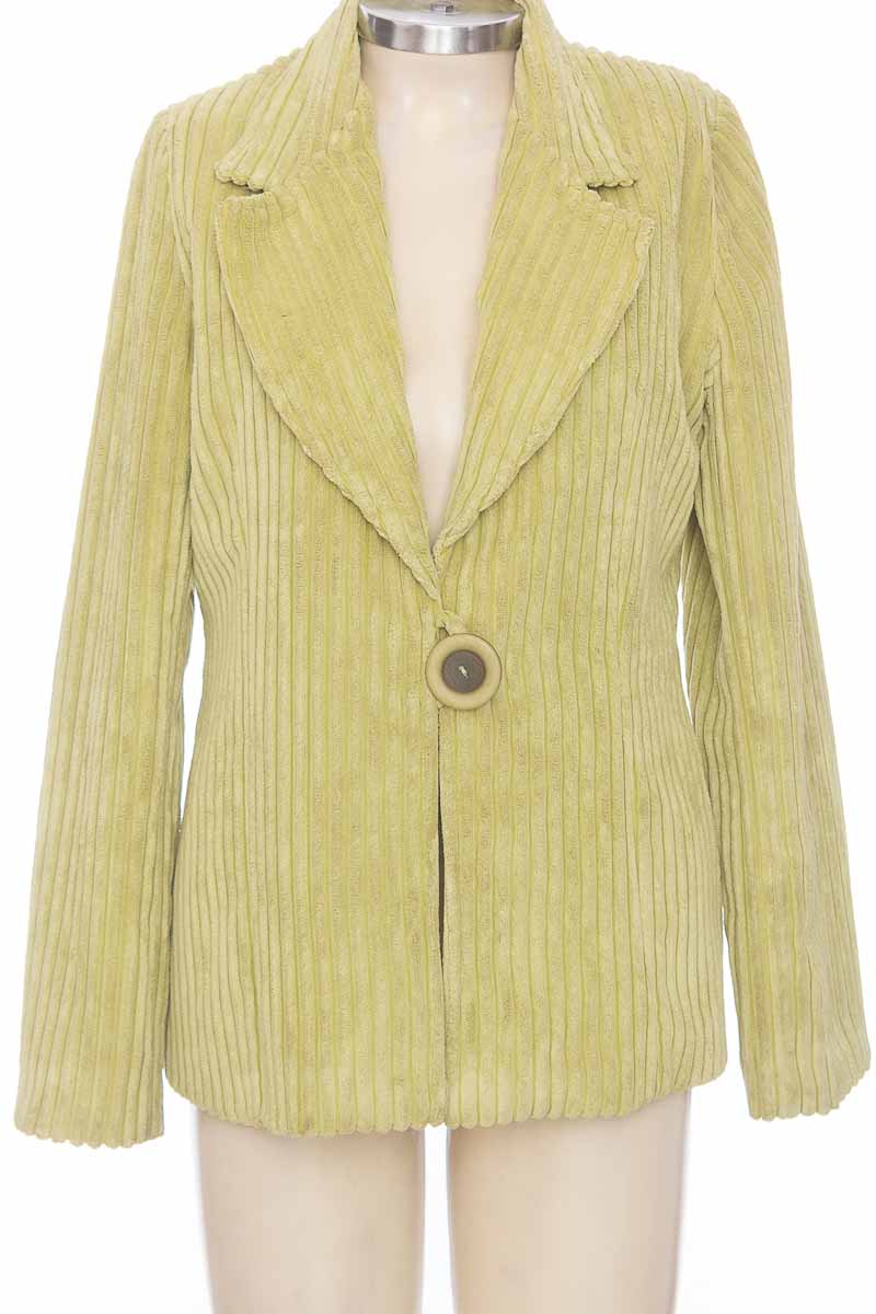 Chaqueta / Abrigo color Verde - Alta Sociedad | Closeando