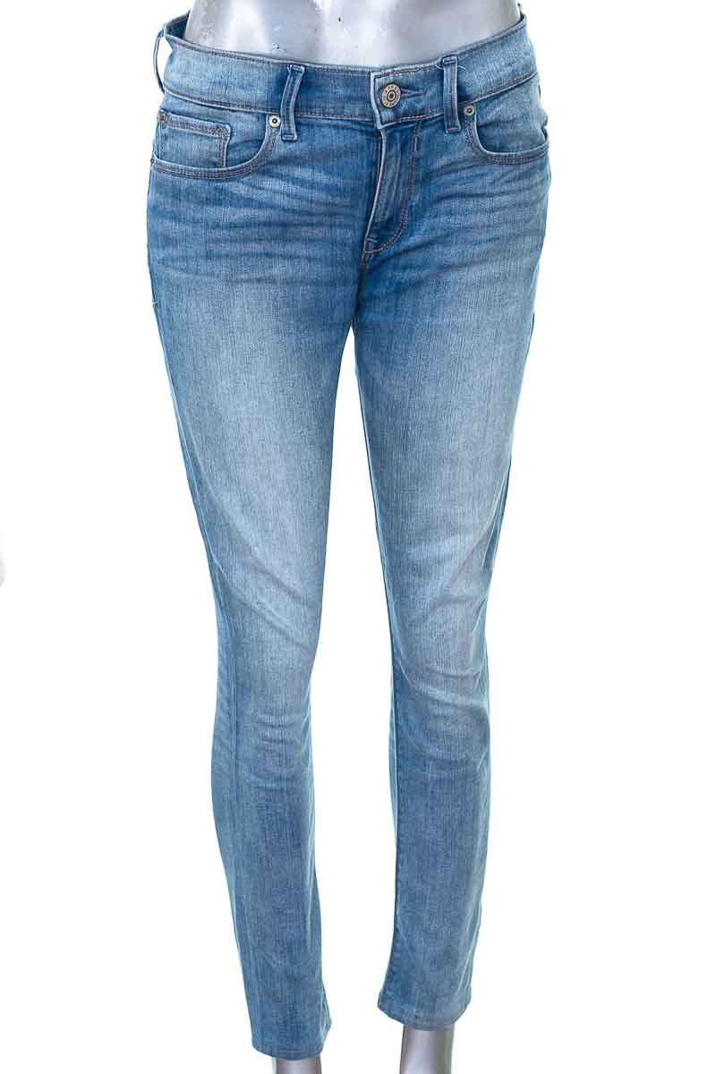 Pantalón Jeans color Azul - Express | Closeando