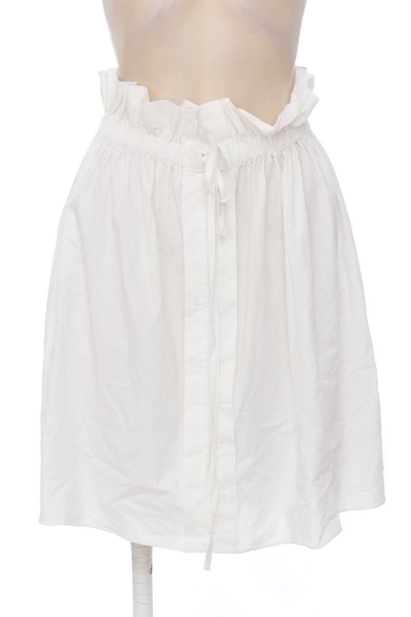 Falda color Blanco - Viviana & Vanessa | Closeando