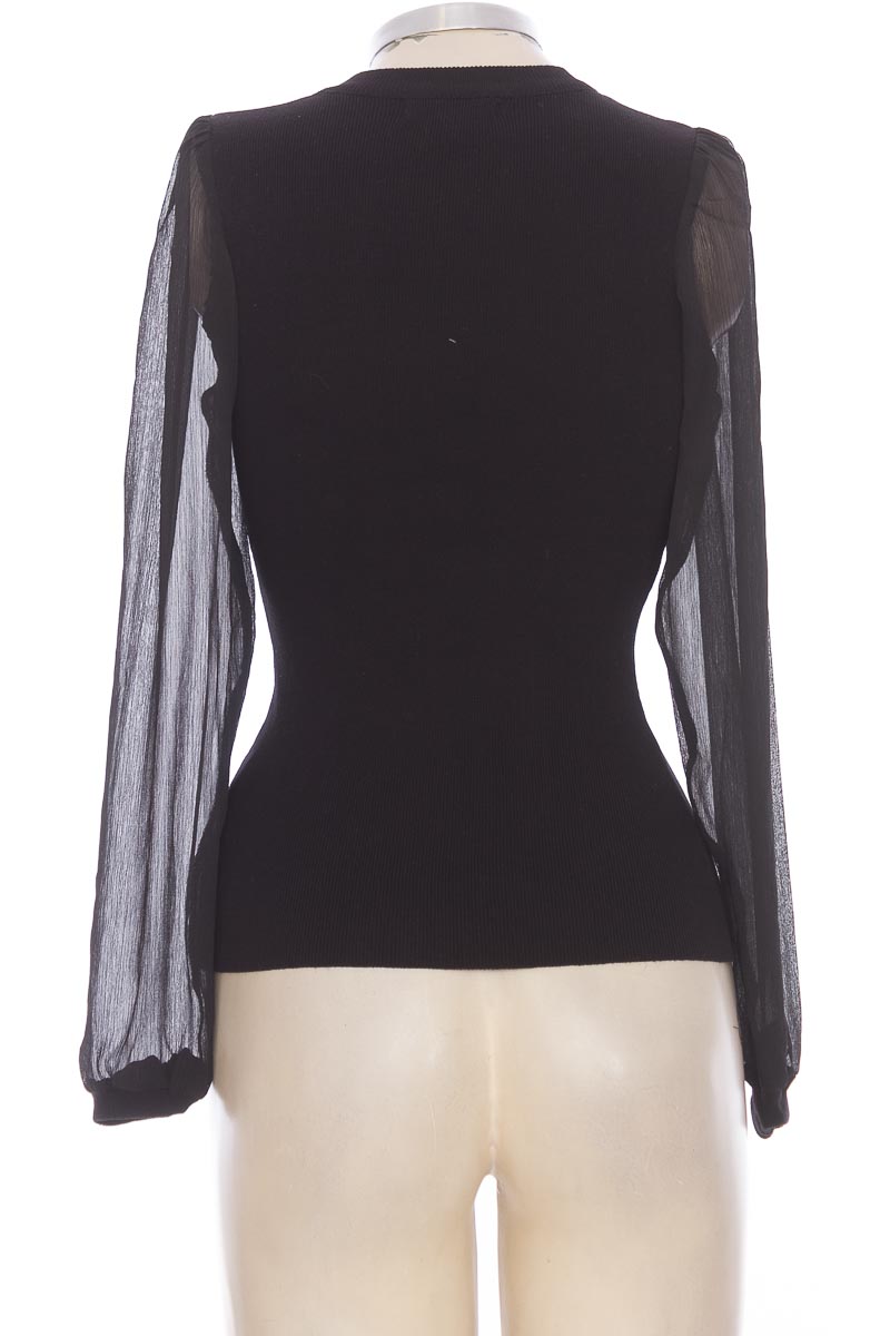 Sweater color Negro - Studio F | Closeando