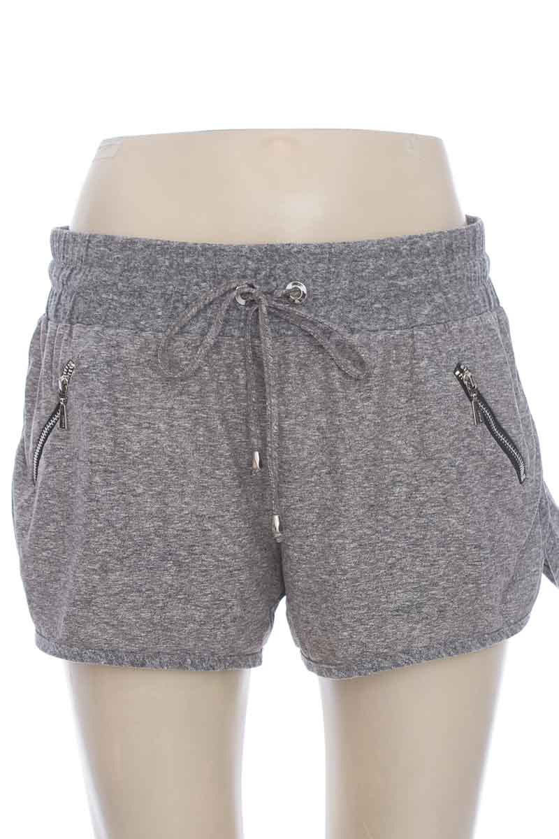 Short color Gris - Studio F | Closeando