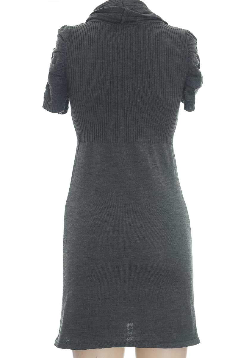 Vestido / Enterizo color Gris - Takeout | Closeando