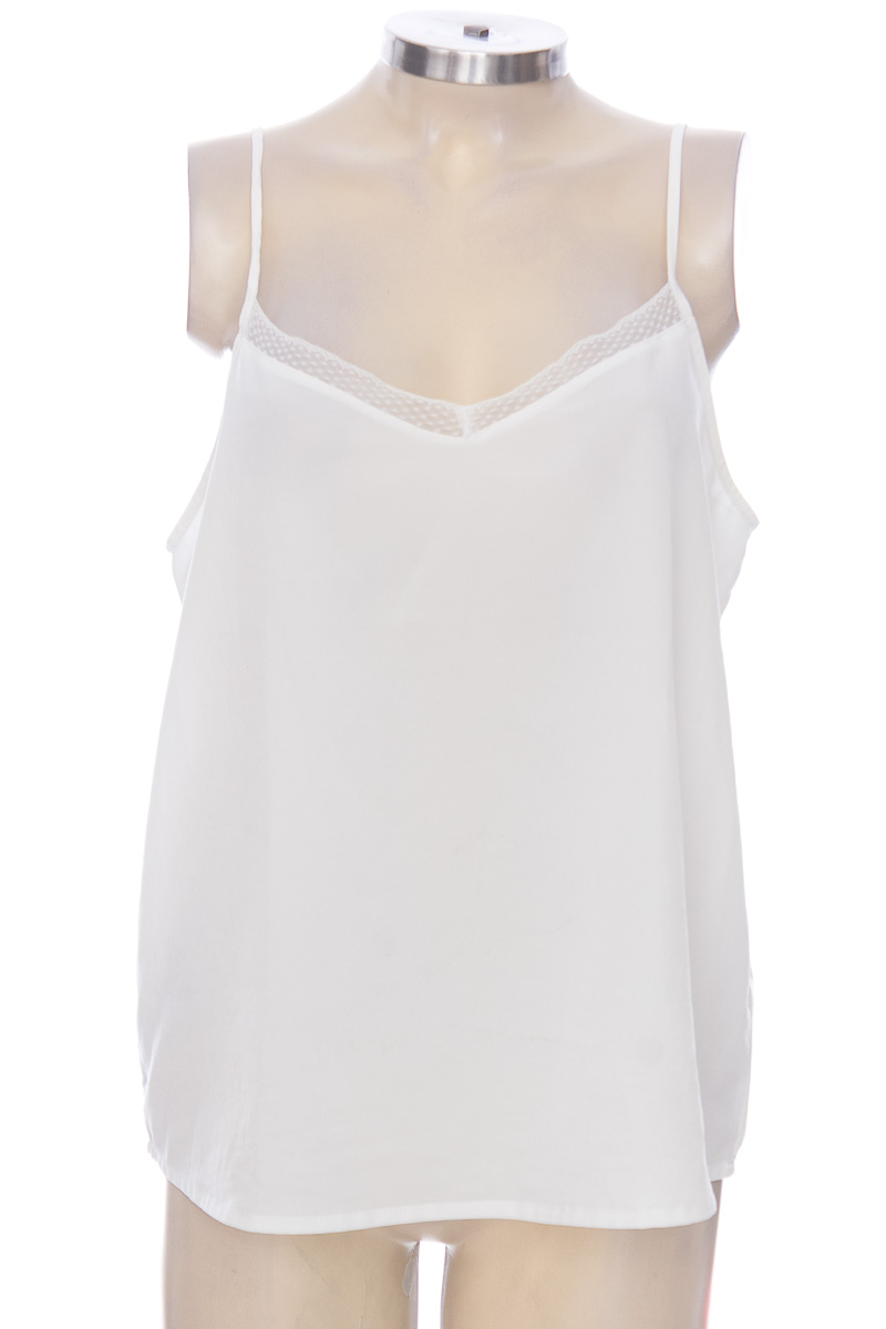 Top / Camiseta color Blanco - Leonisa | Closeando