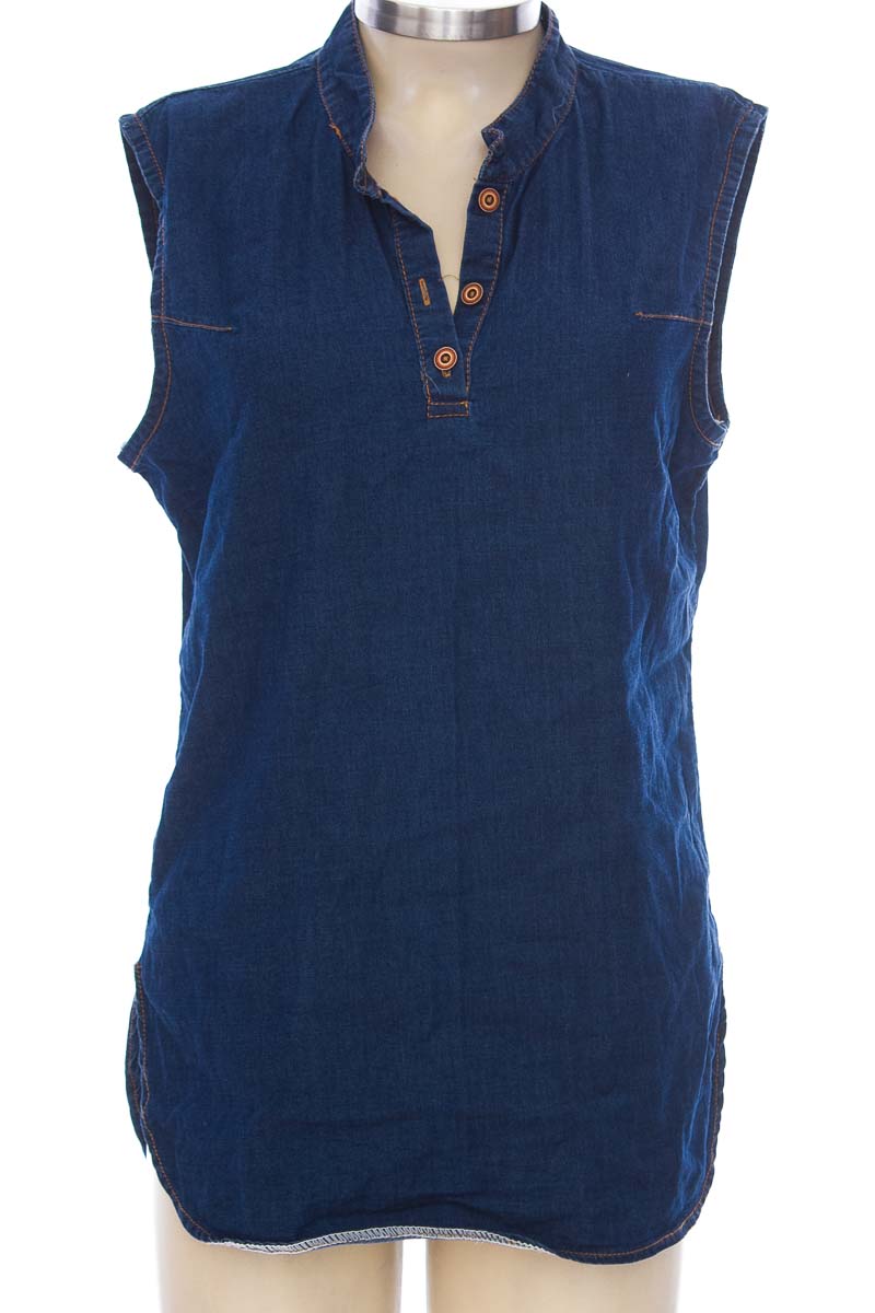 Top / Camiseta color Azul - Creaciones | Closeando