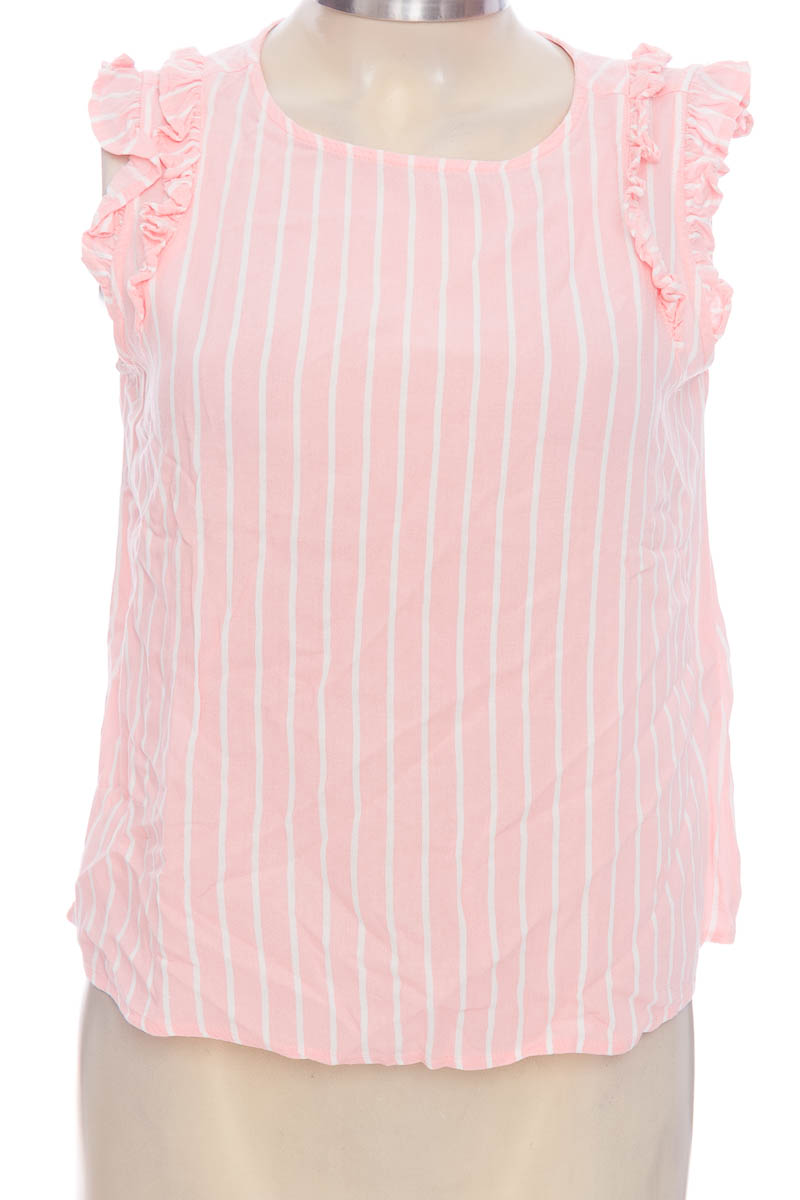 Top / Camiseta color Rosado - Sybilla | Closeando
