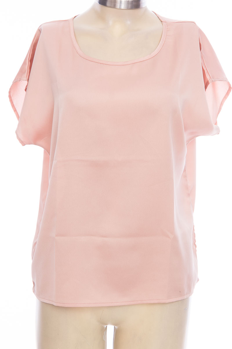Top / Camiseta color Rosado - Shein | Closeando