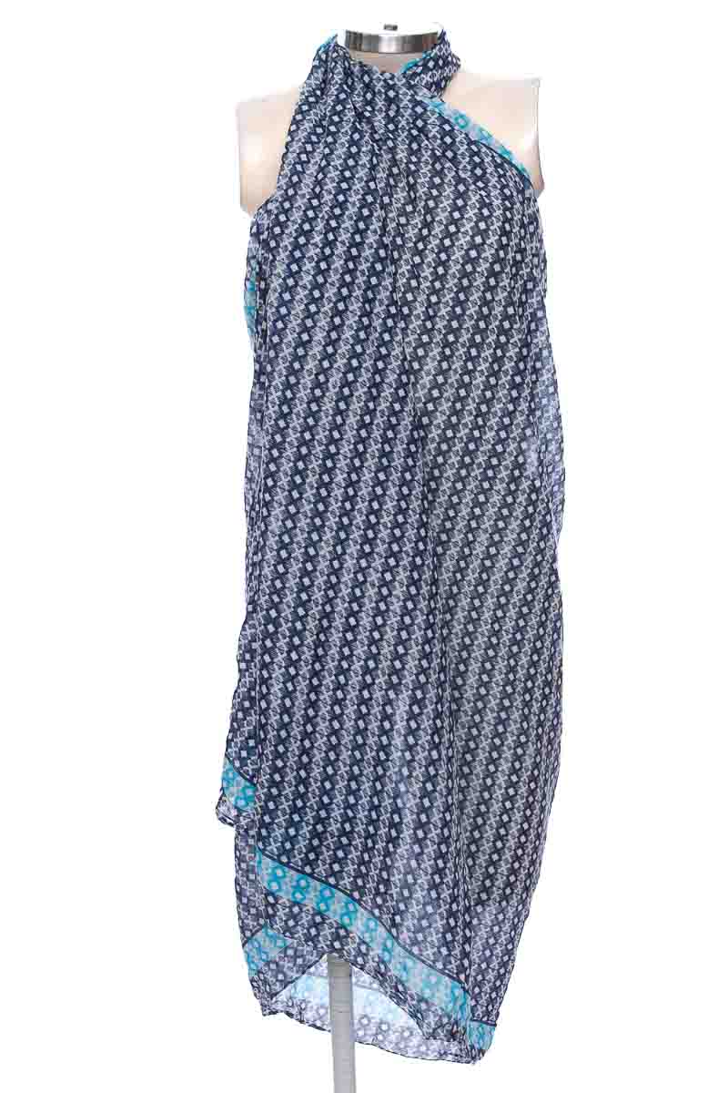 Ropa Deportiva / Salida de Baño color Azul - Lora Mojada talla Única de ...