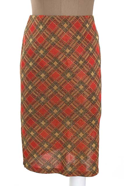 Falda color Rosado - Carlos Pinel | Closeando