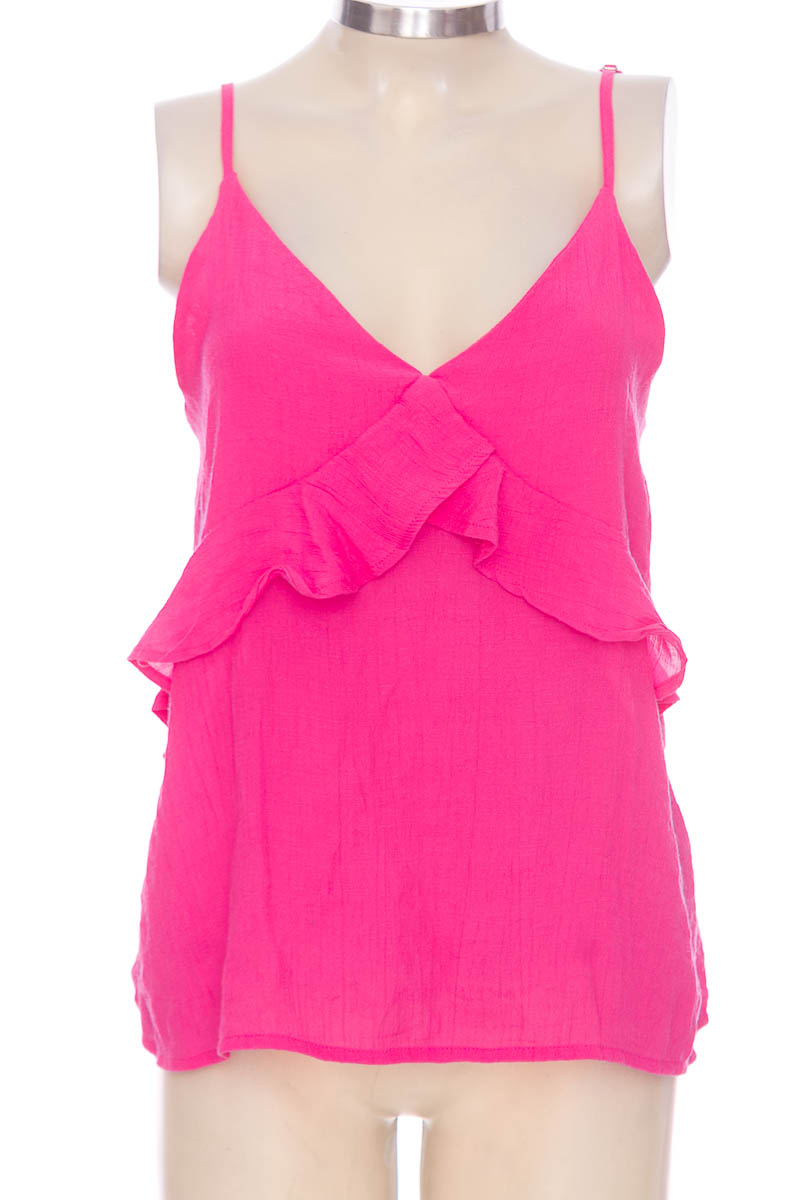 Top / Camiseta color Rosado - RAGGED talla XL de Segunda Mano | Closeando