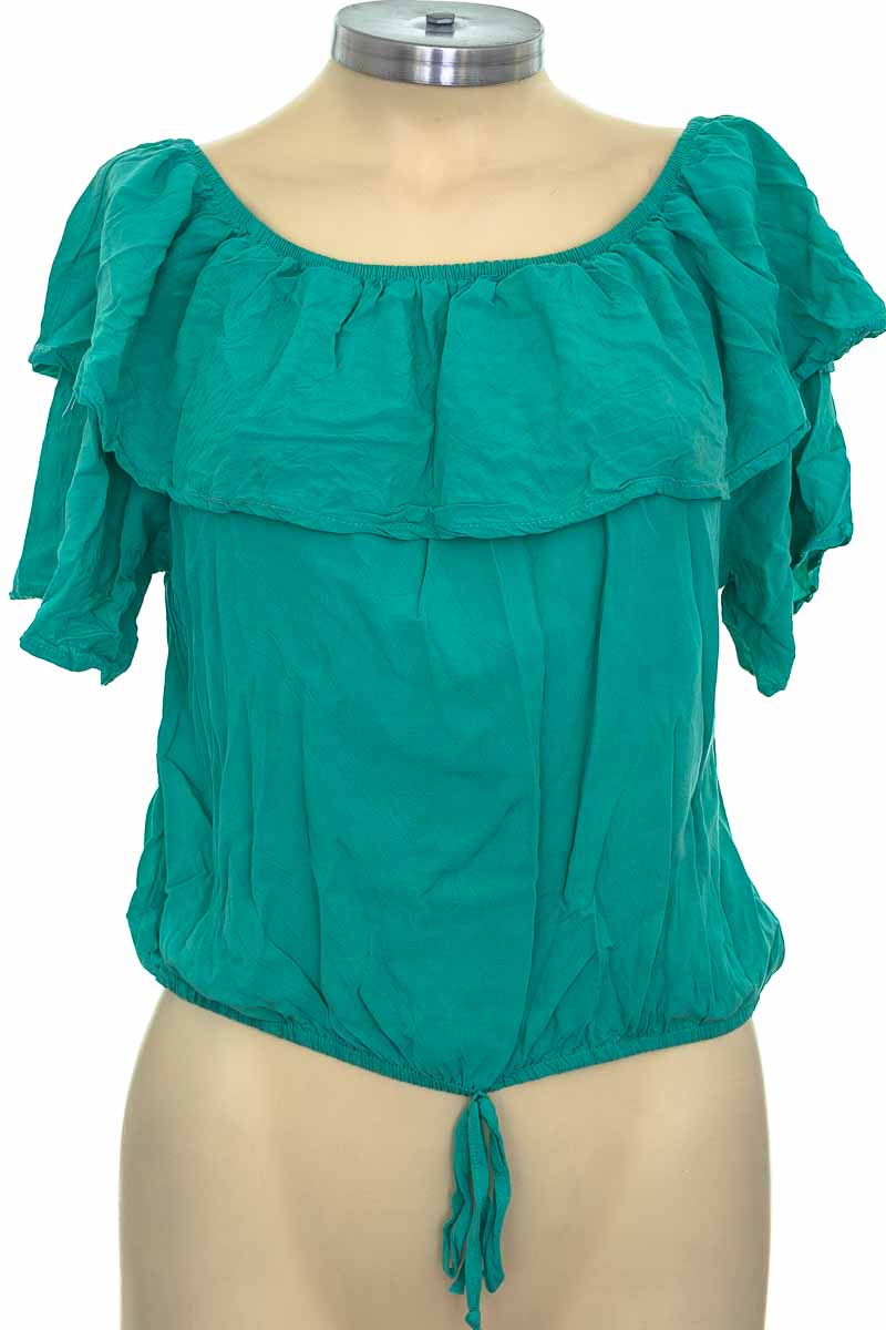 Blusa color Verde - Believe talla L de Segunda Mano | Closeando