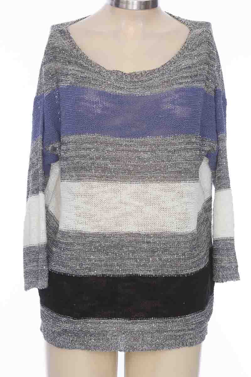 Sweater color Gris - Studio F talla M de Segunda Mano | Closeando