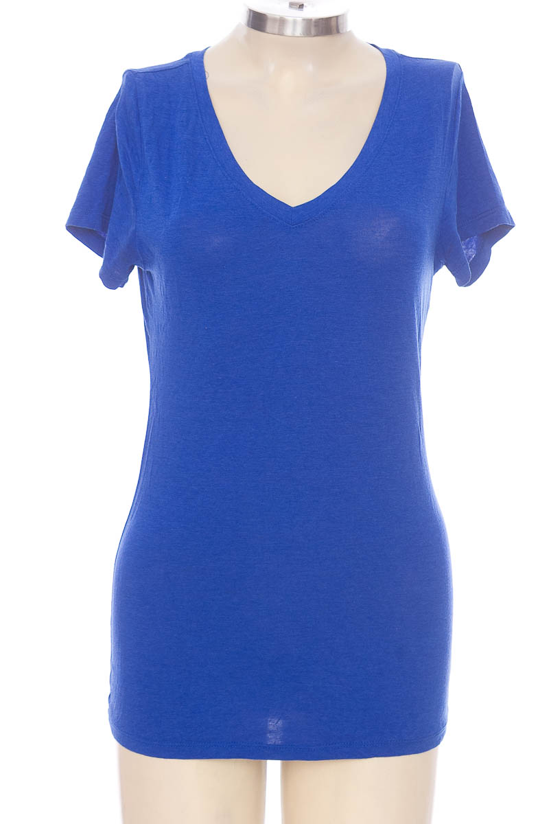 Top / Camiseta color Azul - Heart & Hips | Closeando
