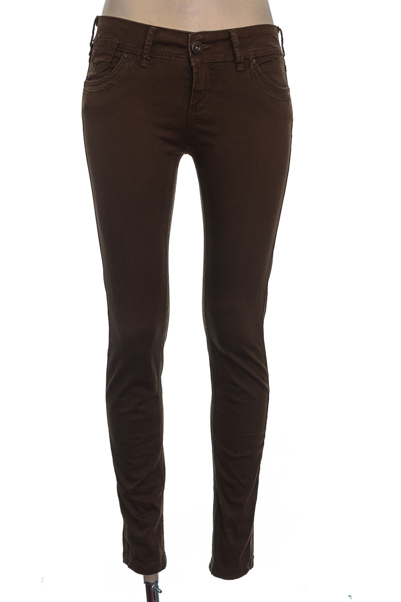 Pantalones color Café - Lois Jeans | Closeando