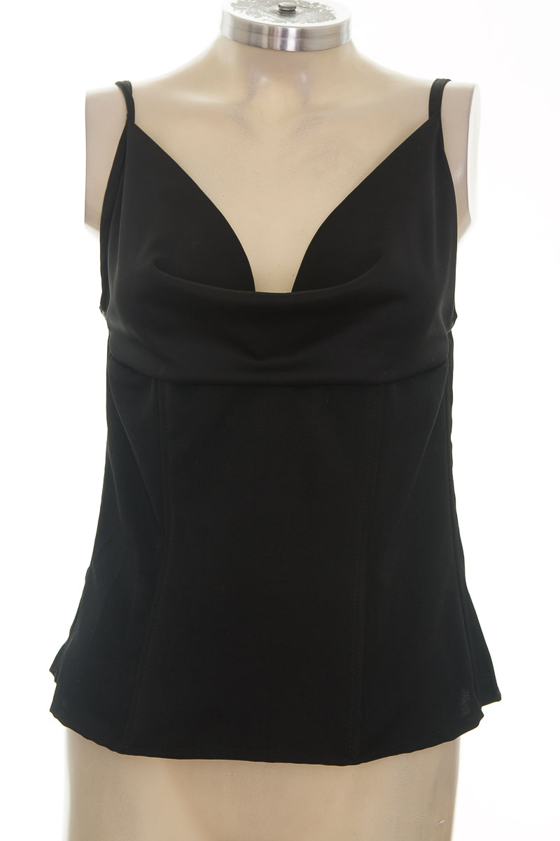 Blusa color Negro - Isabel Riera | Closeando