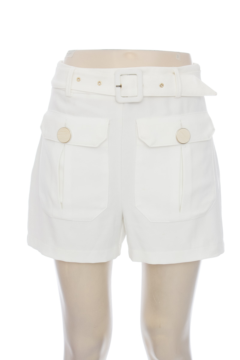 Short color Blanco - Studio F | Closeando