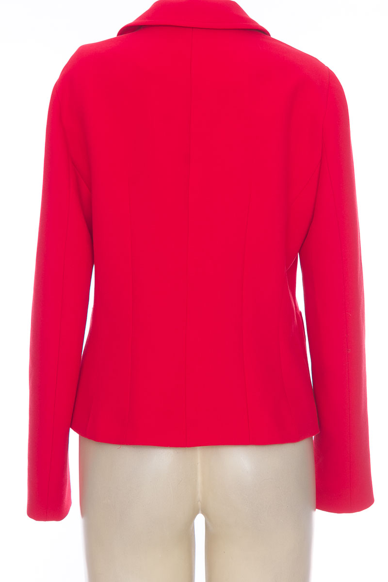 Chaqueta / Abrigo color Rojo - Zara | Closeando