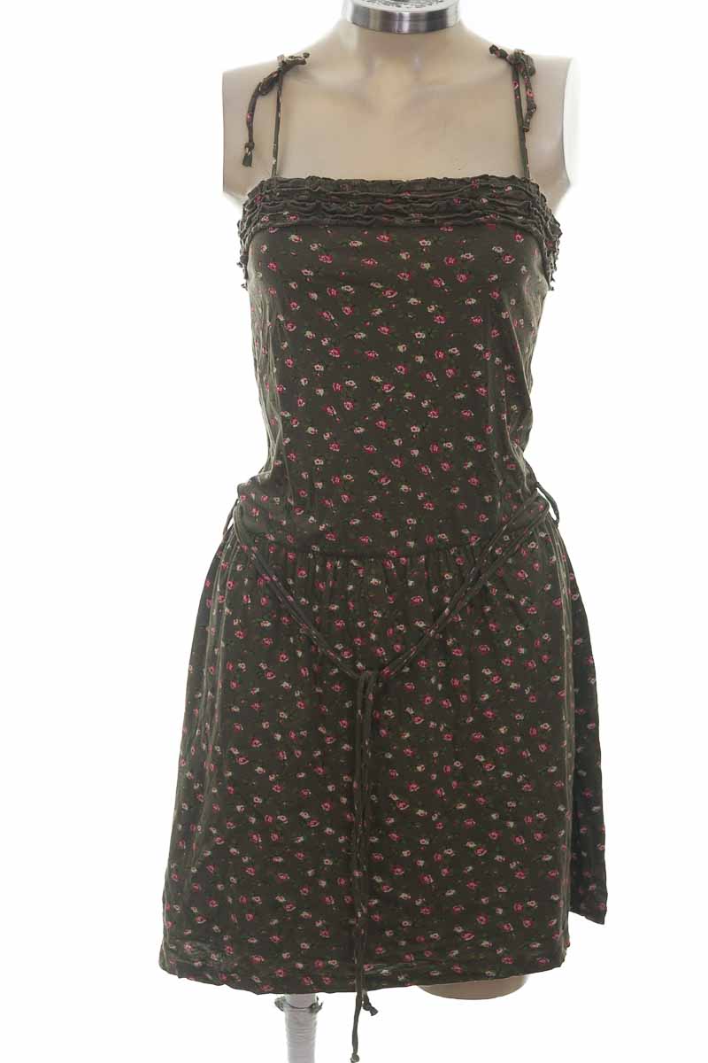 Vestido / Enterizo color Verde - Gef | Closeando