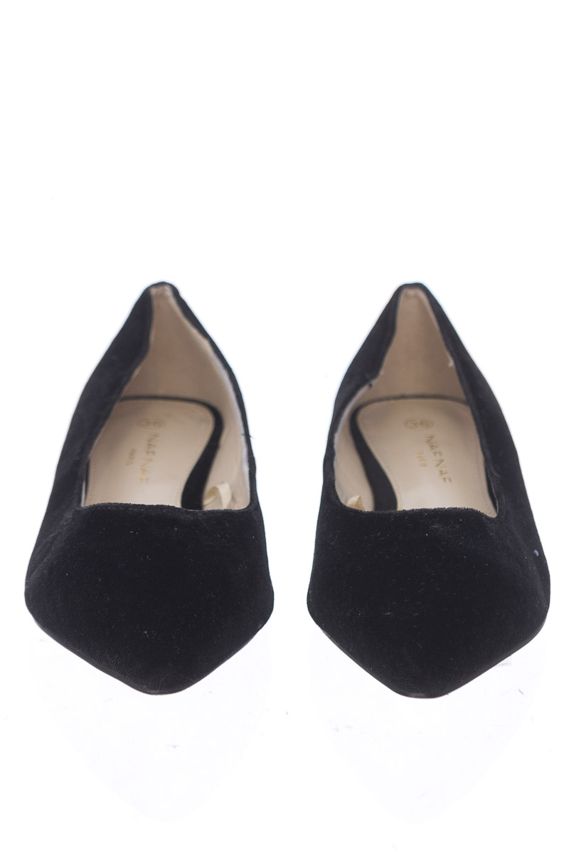 Zapatos color Negro - NAF NAF | Closeando