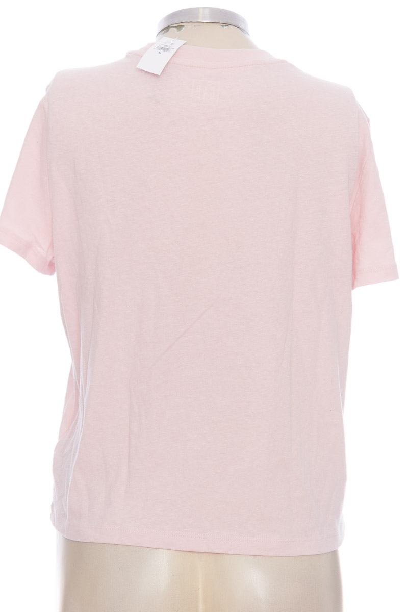 Top / Camiseta color Rosado - GAP | Closeando