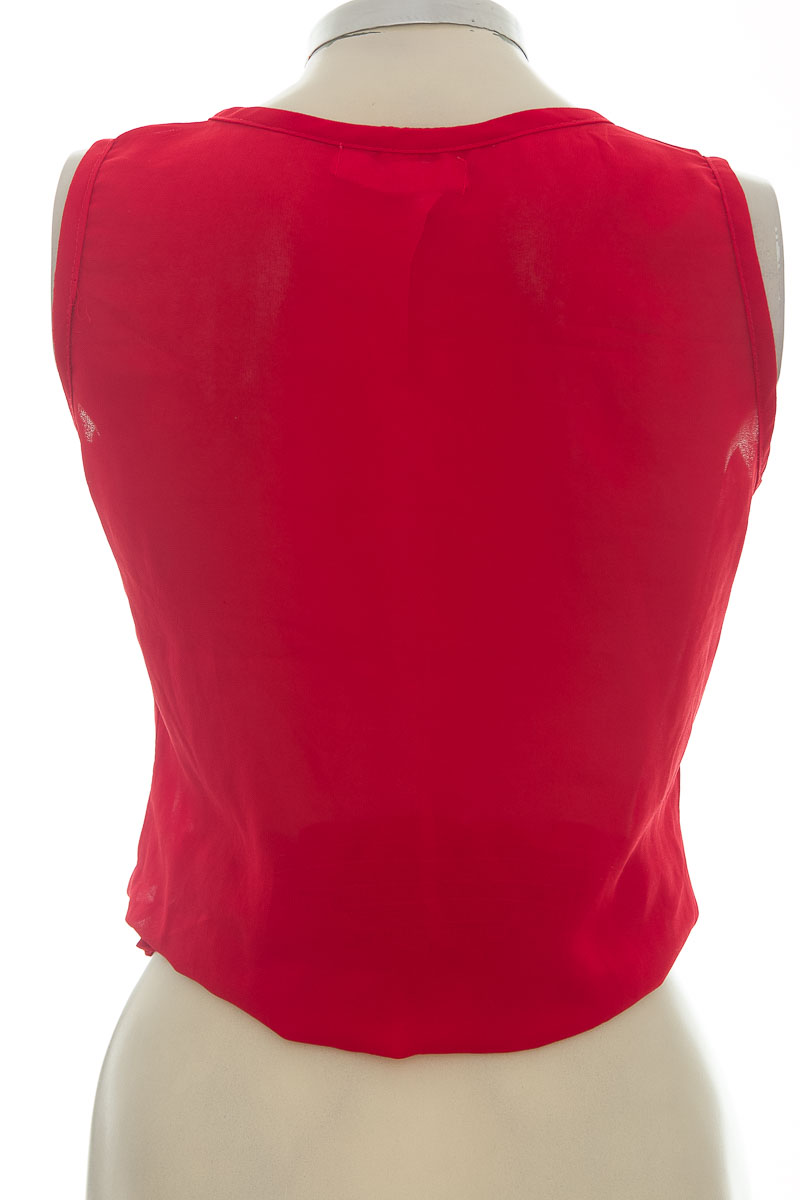 Top / Camiseta color Rojo - Fashion | Closeando