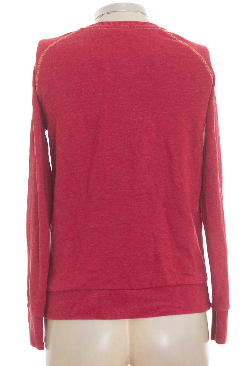 Sweater color Rojo - Universal Studios | Closeando