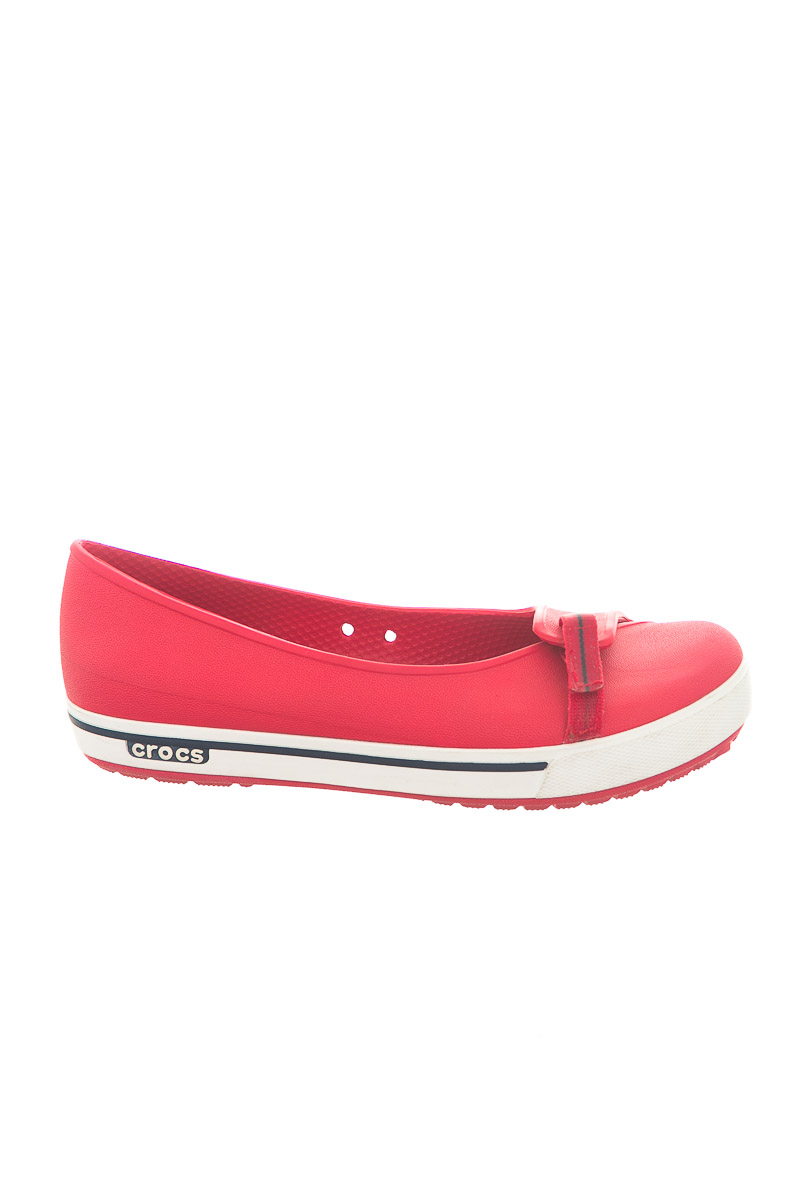 Zapatos color Rojo - Crocs | Closeando